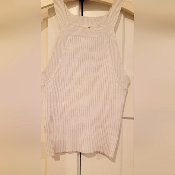 Tops | White Ribbed Tank | Poshmark